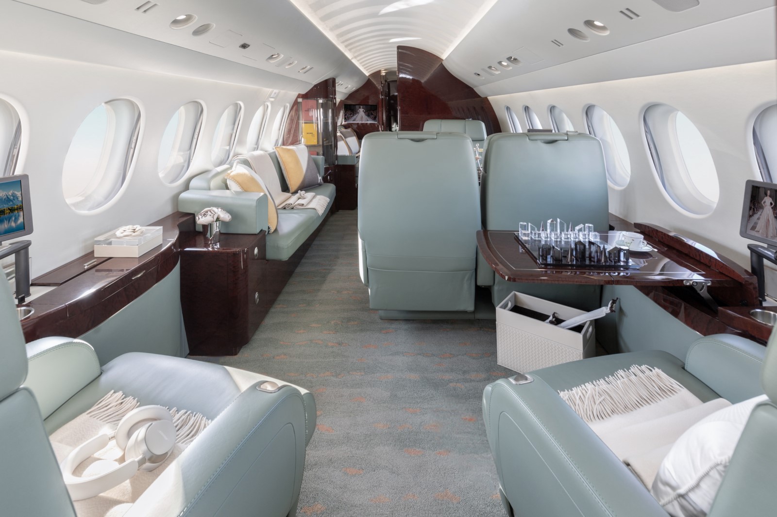 DASSAULT FALCON 7X LX-IAM | Private Jet | Global Jet